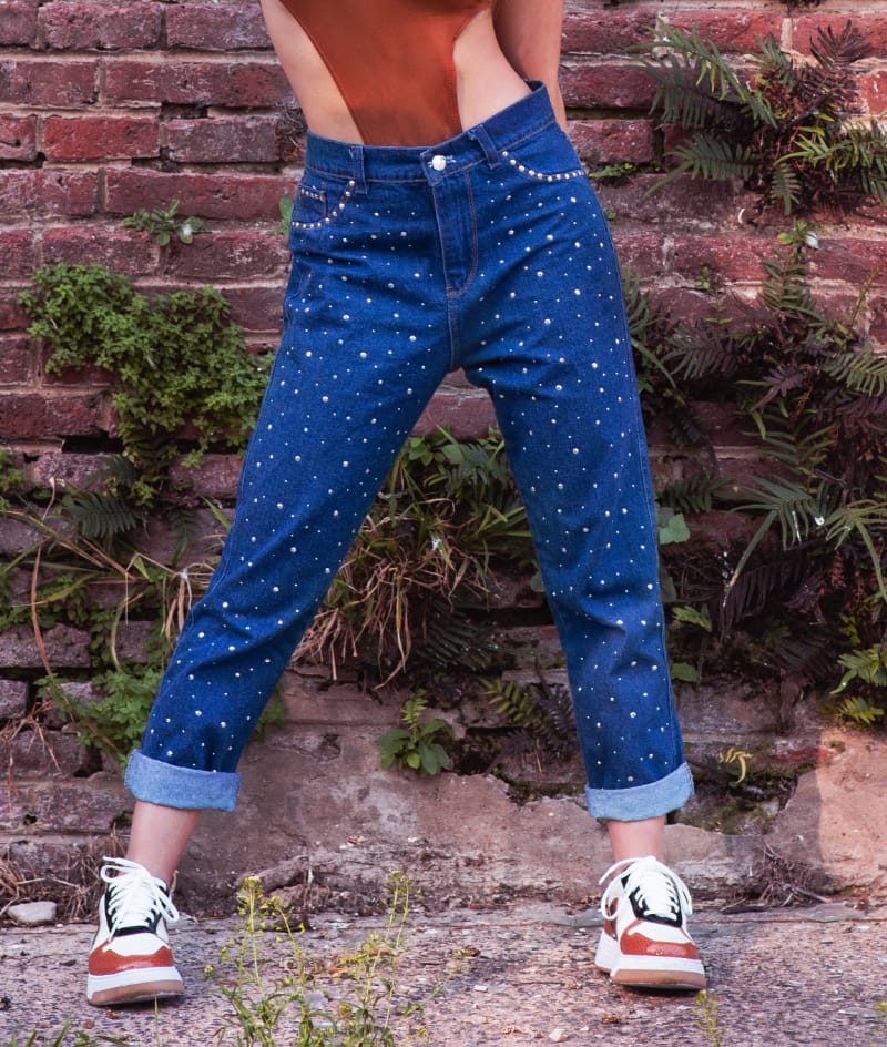 Mom Jean Strass – Alma Ayelena